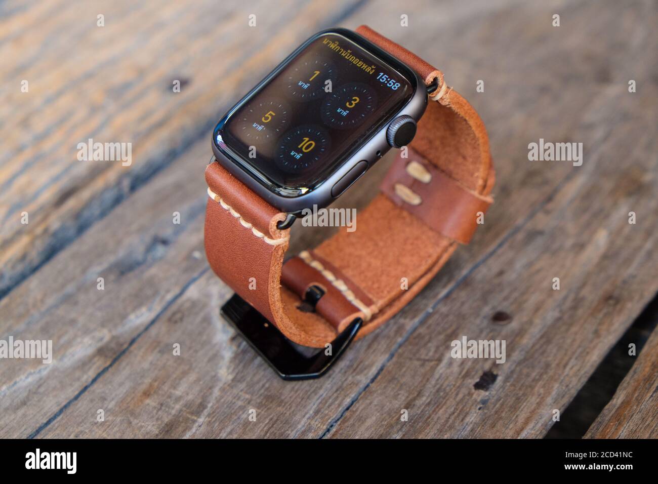 Smart watch with genuine leather strap handmade working, Craftsmanship ...