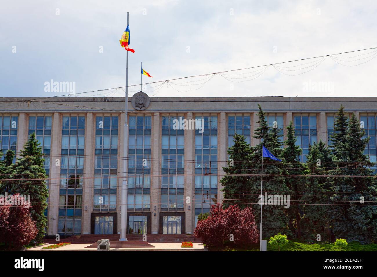 Government house in chisinau hi-res stock photography and images - Alamy