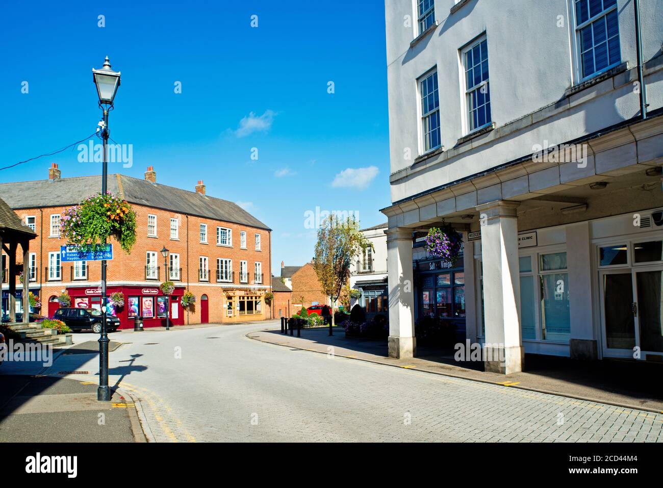 Town fairford hi-res stock photography and images - Alamy