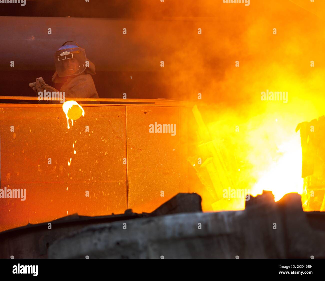 Metallurgist hi-res stock photography and images - Alamy