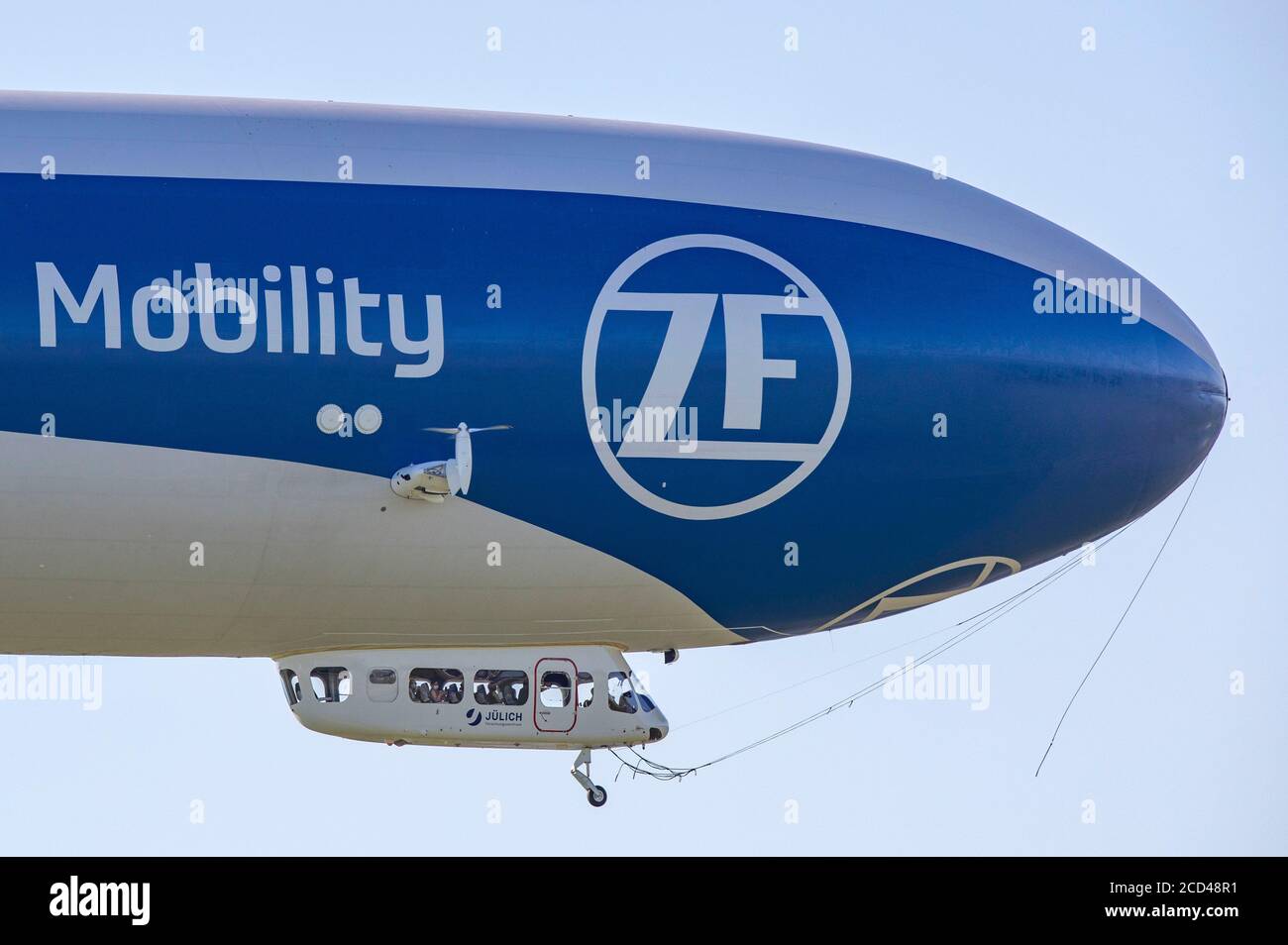 Zeppelin airship company ferdinand von zeppelin hi-res stock ...