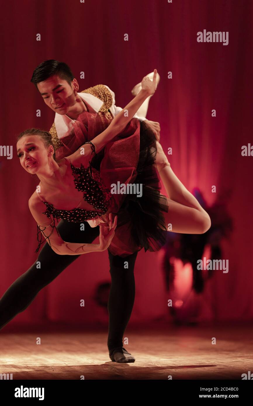 Male Ballet Duet High Resolution Stock Photography and Images - Alamy