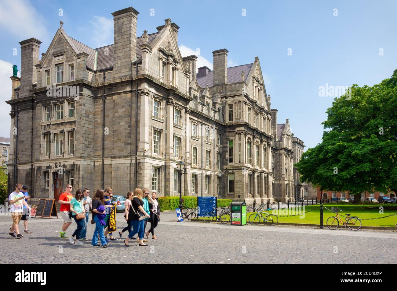 The old trinity college school building hi-res stock photography and ...