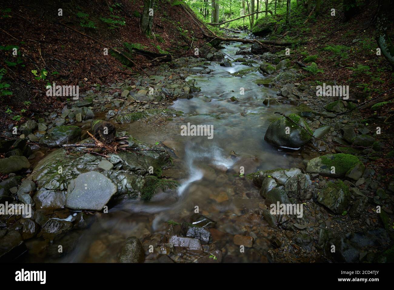 River flowing down a mountain hi-res stock photography and images - Alamy