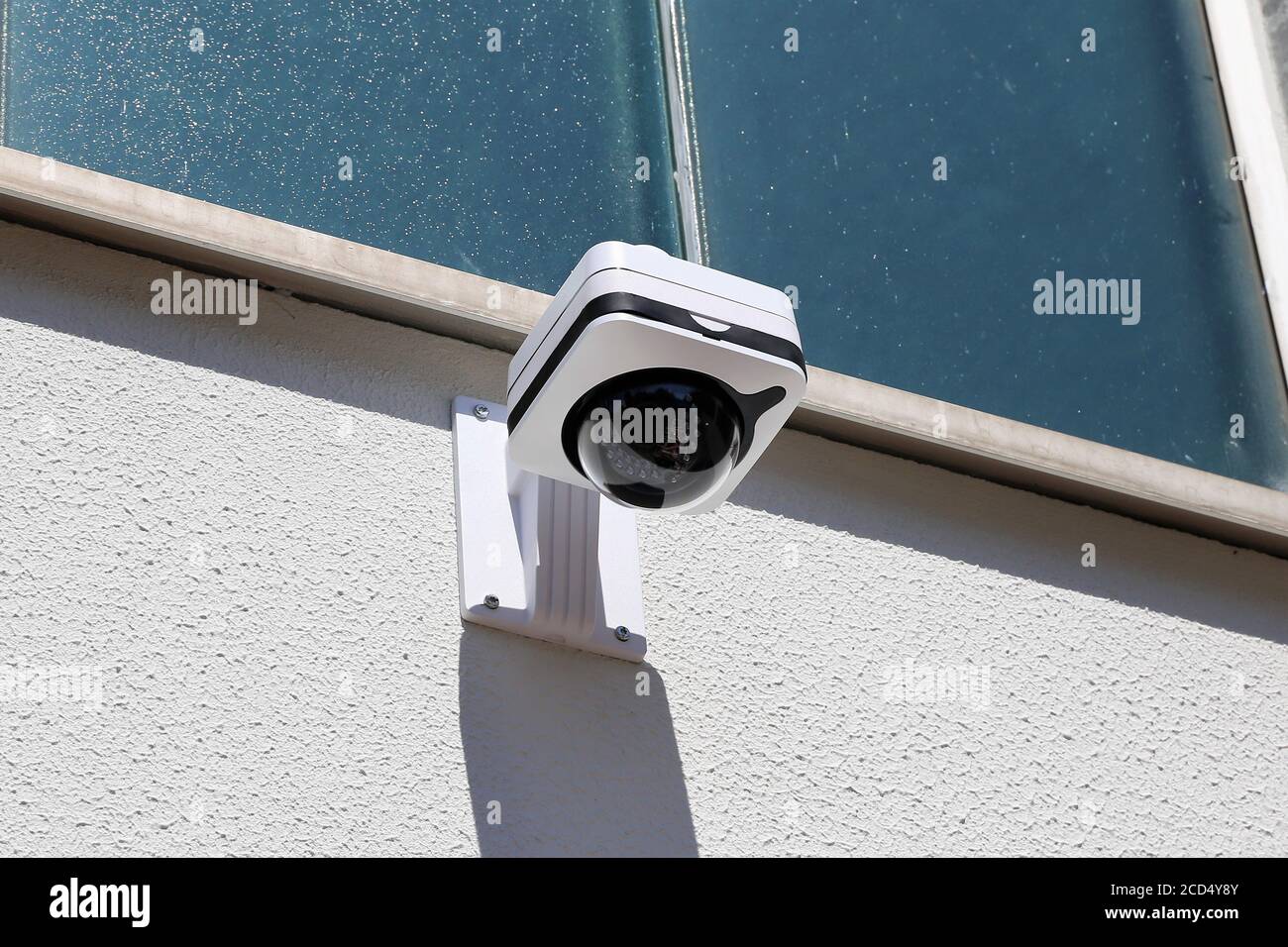 Cctv camera house hi-res stock photography and images - Alamy