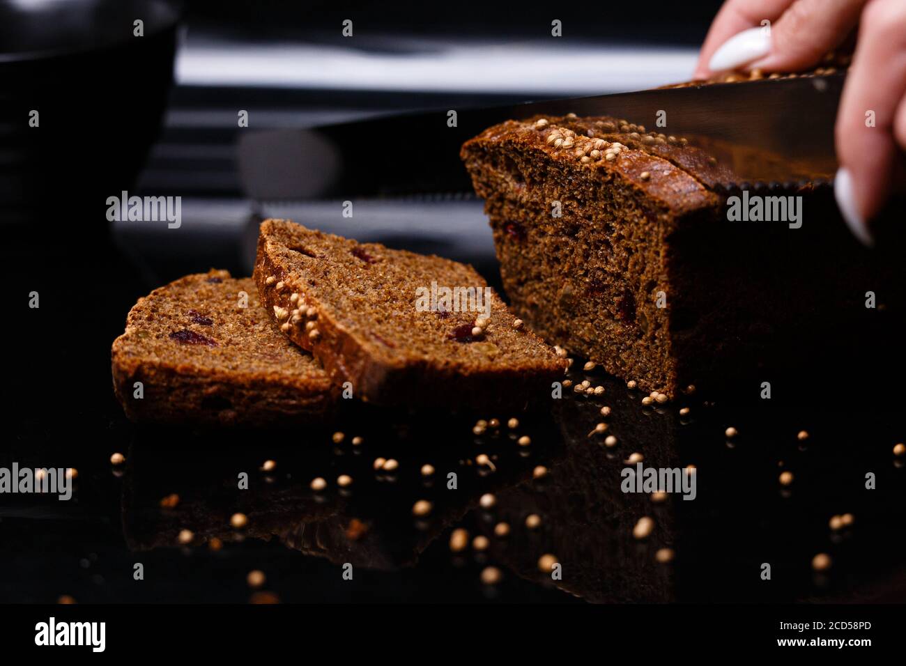 Hand cut bread hi-res stock photography and images - Alamy