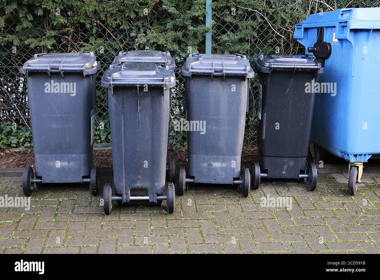 Multiple round container hi-res stock photography and images - Alamy