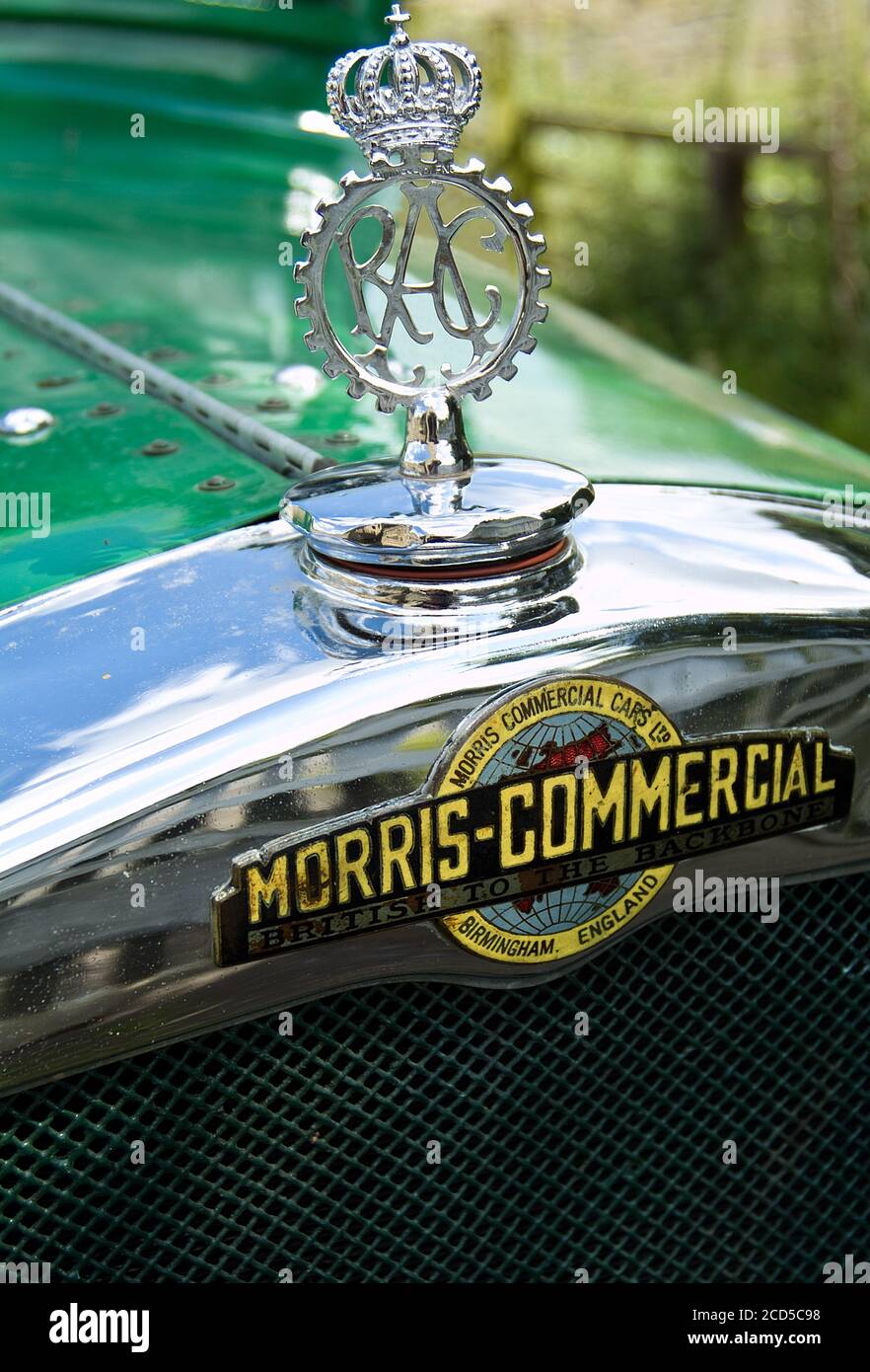 Morris commercial truck (badge Stock Photo - Alamy