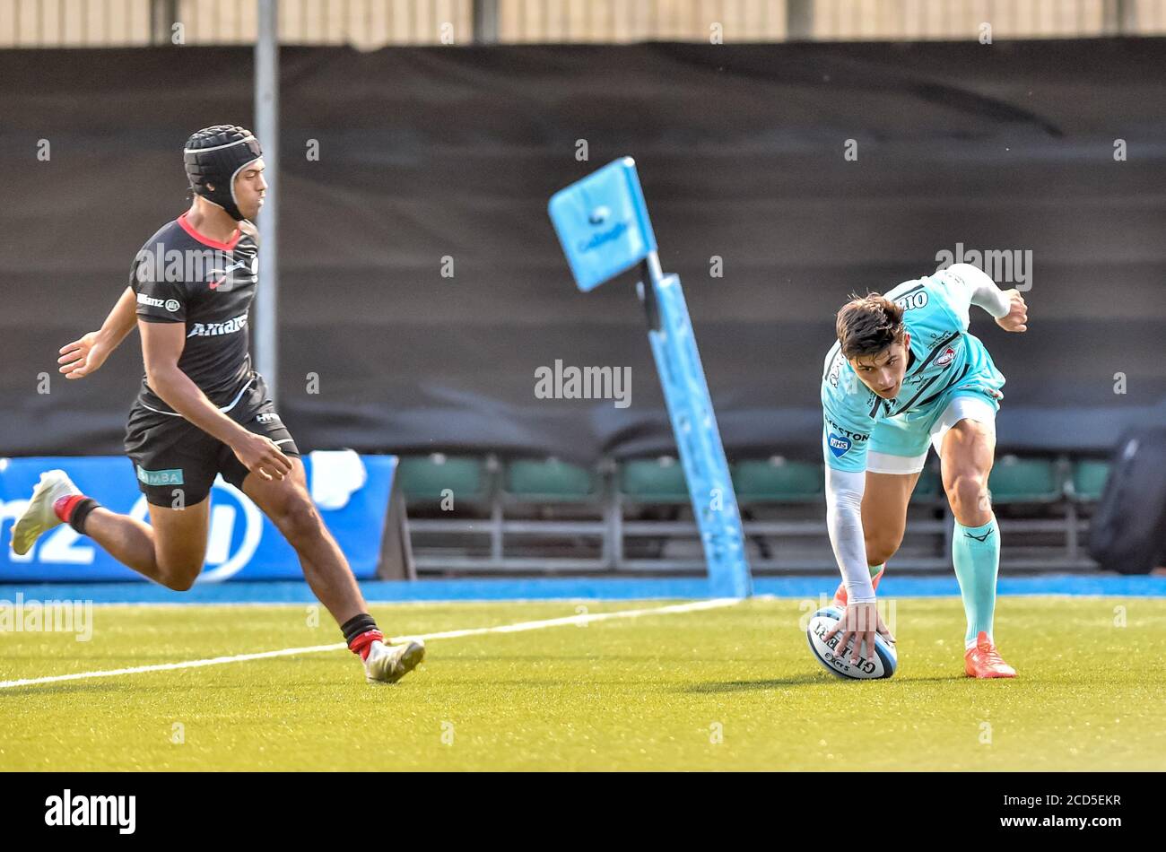 Louis rees zammit of gloucester rugby hi-res stock photography and ...