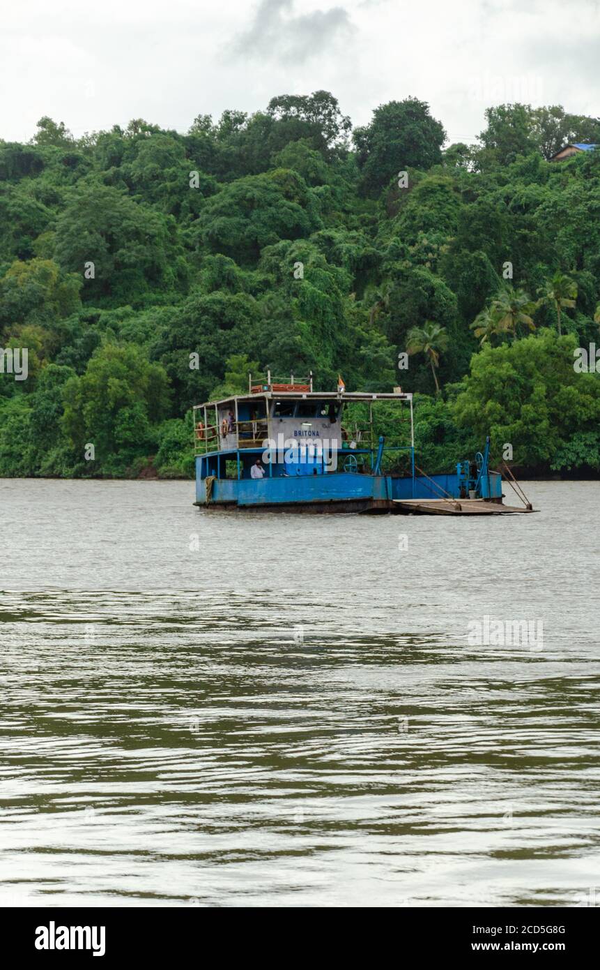 Ferry in goa hi-res stock photography and images - Alamy