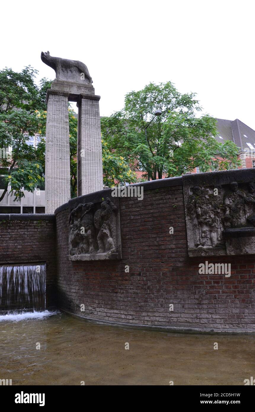 Roman fountain. City Of Cologne Stock Photo - Alamy