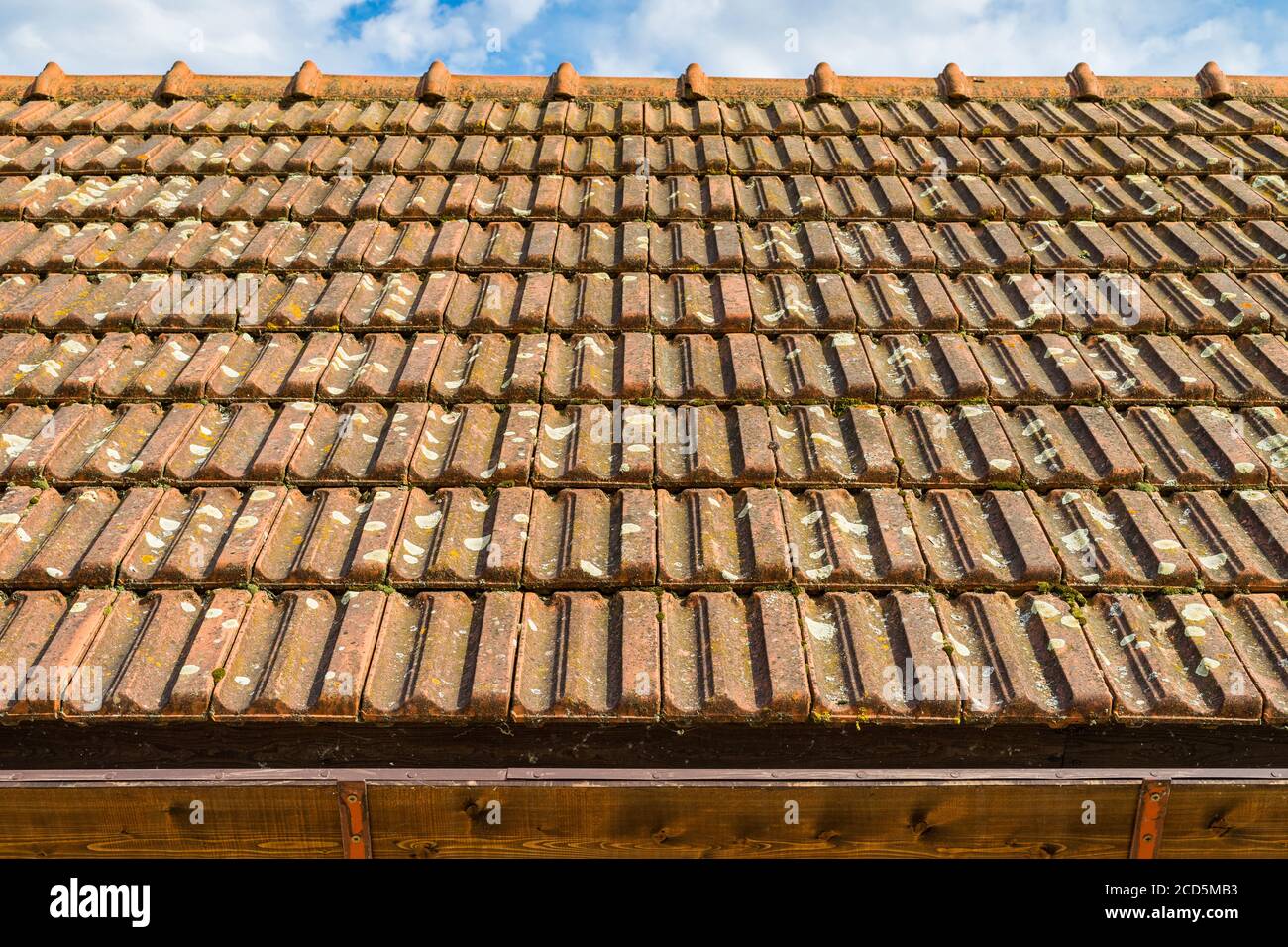 Roof textures hi-res stock photography and images - Alamy
