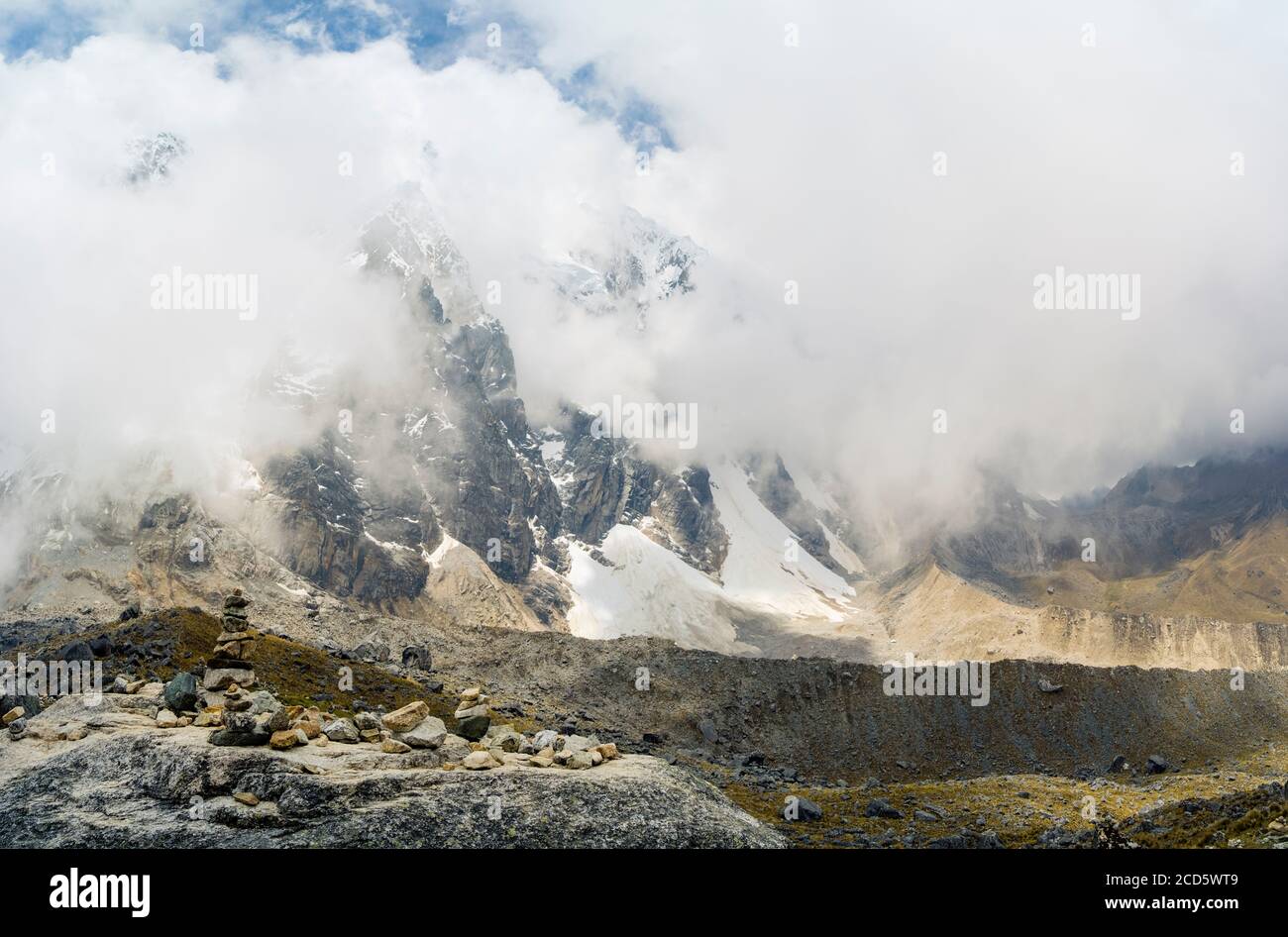 Salkantay Pass, Montana Salkantay and glacier, Soraypampa, Peru Stock ...