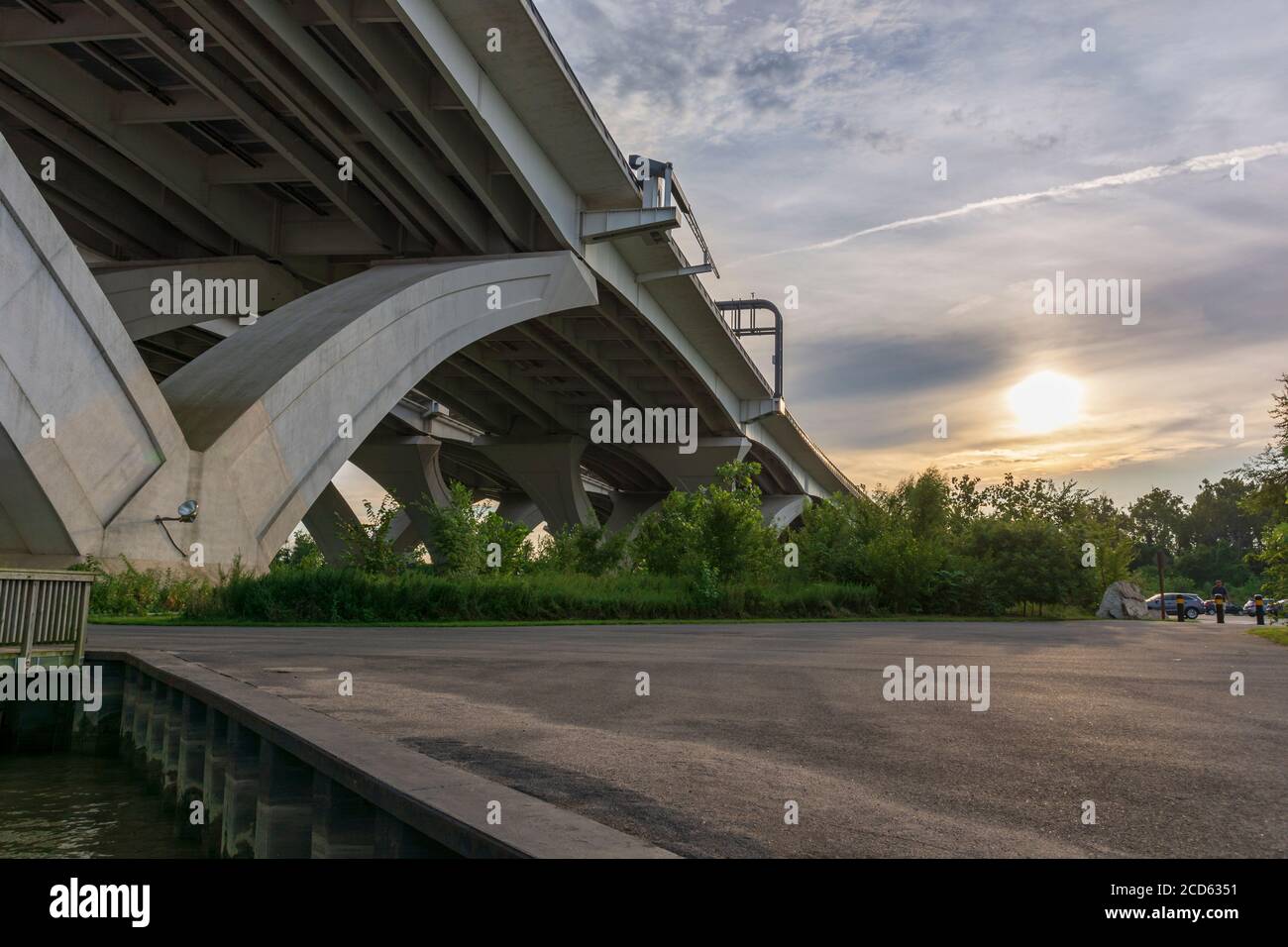 Woodrow wilson memorial bridge hi-res stock photography and images - Alamy