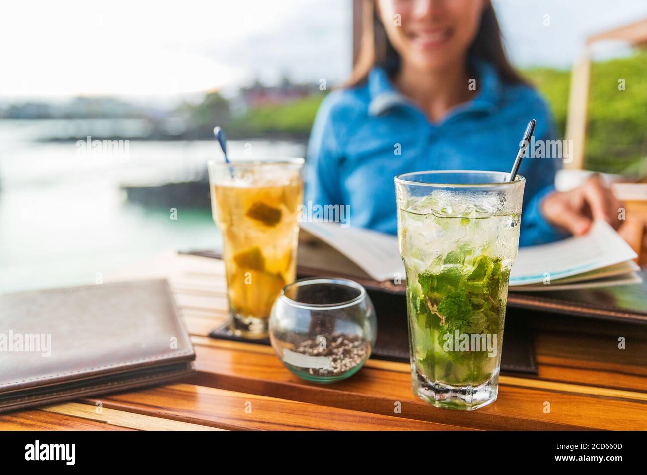Drinking cocktail outside hi-res stock photography and images - Alamy
