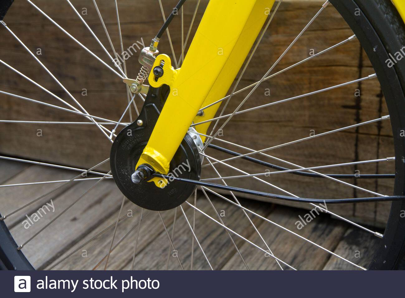 Yellow Mountain Bike High Resolution Stock Photography and Images - Alamy