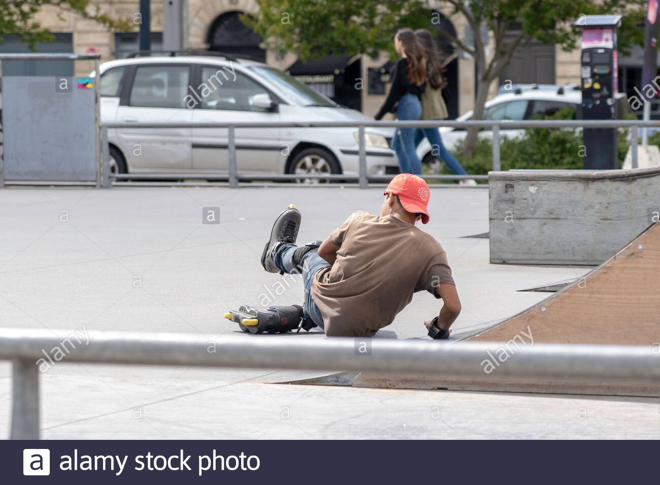 Skater Falling High Resolution Stock Photography and Images - Alamy