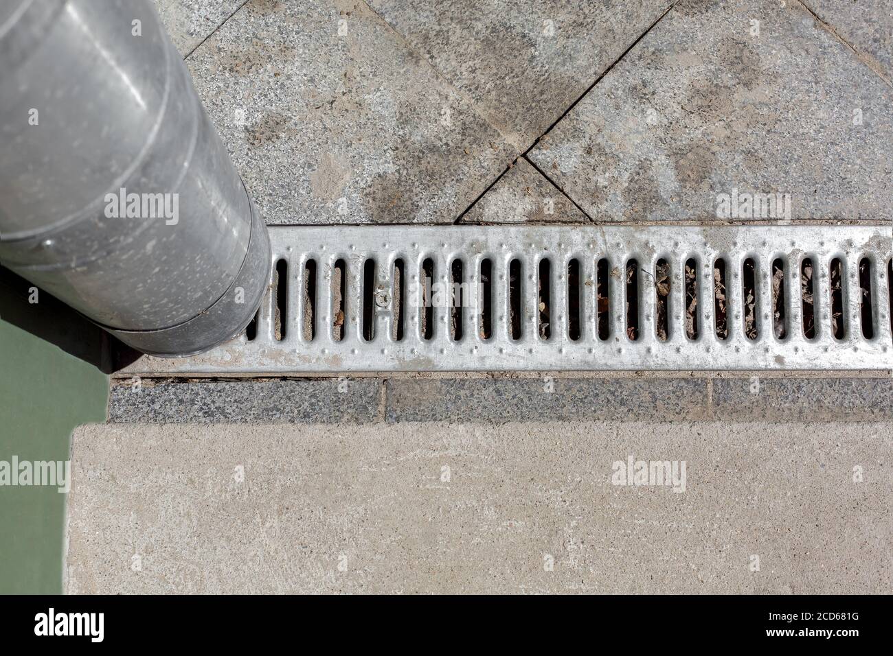 urban engineering structure drainpipe with a drainage grate for ...