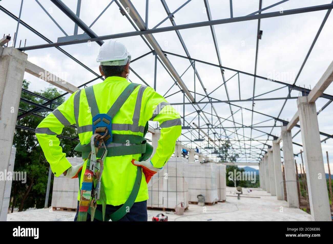 Asian senior engineer technician construction wearing safety harness ...