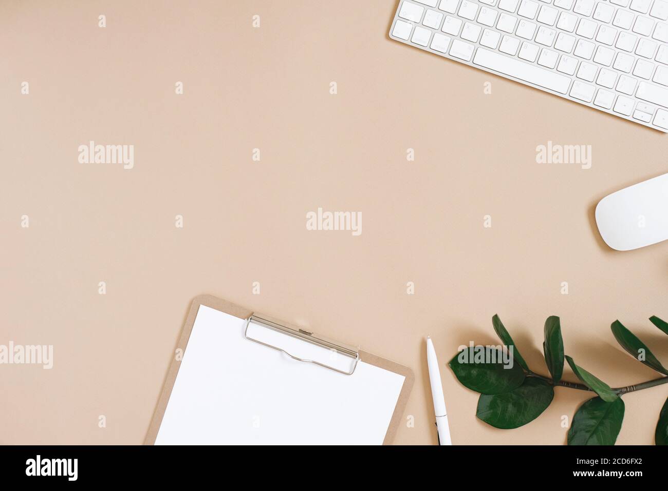 Flat lay desktop hi-res stock photography and images - Alamy