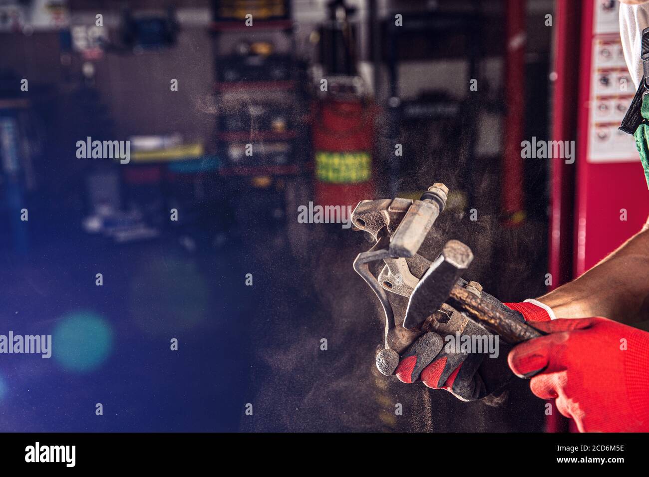 Car service auto repair center hi-res stock photography and images - Alamy