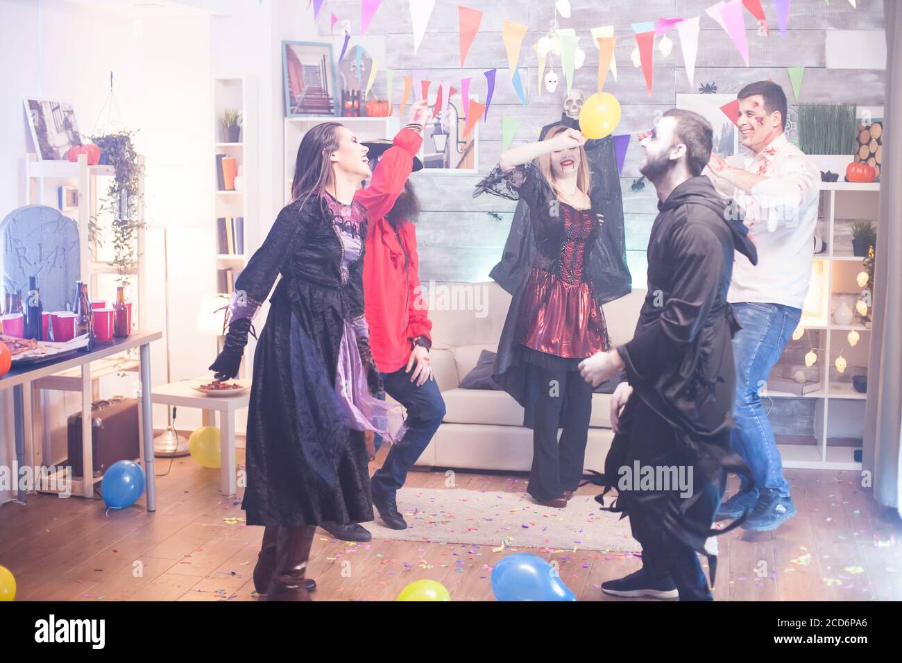 Scary costumes hi-res stock photography and images - Alamy