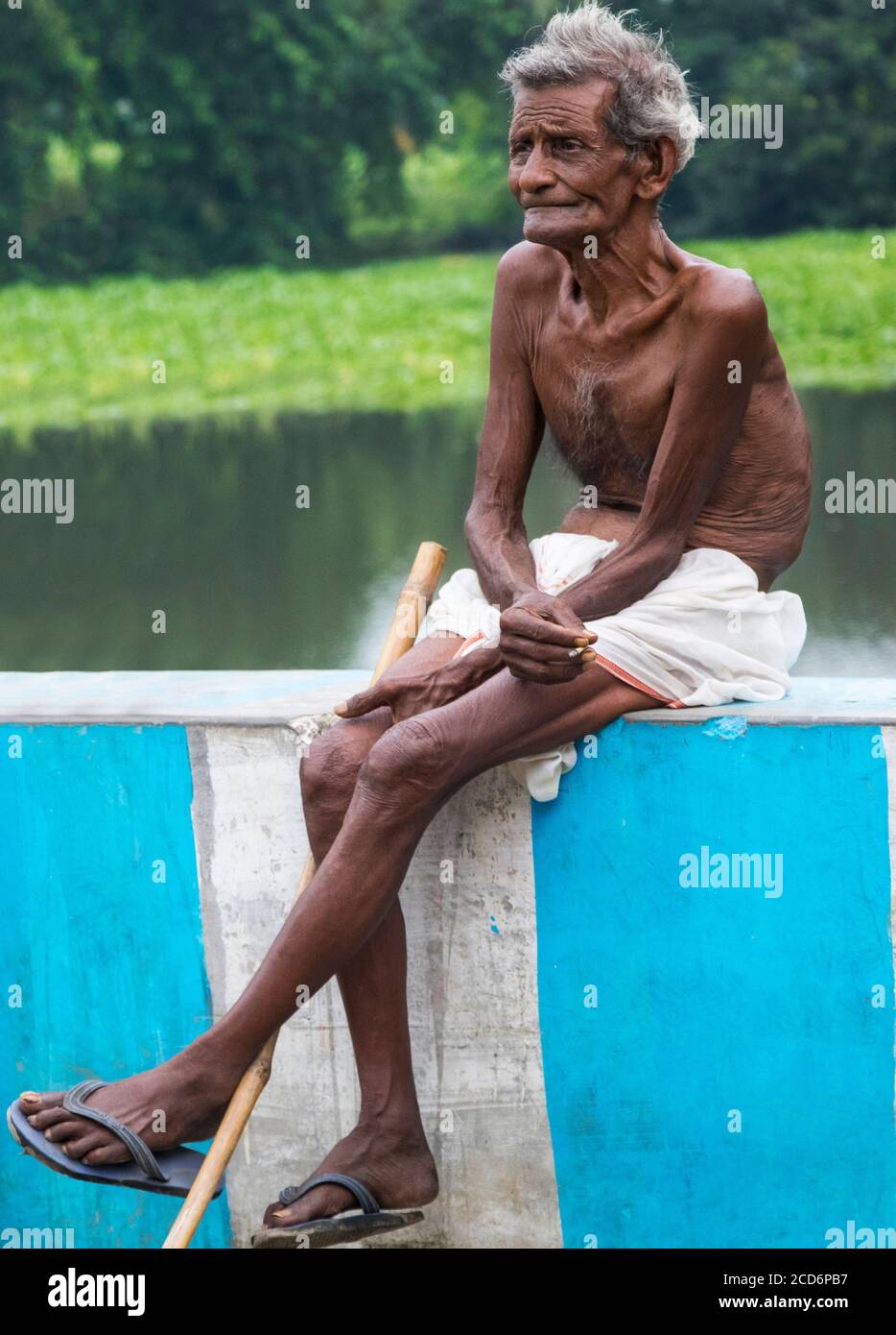 indian old man Stock Photo - Alamy