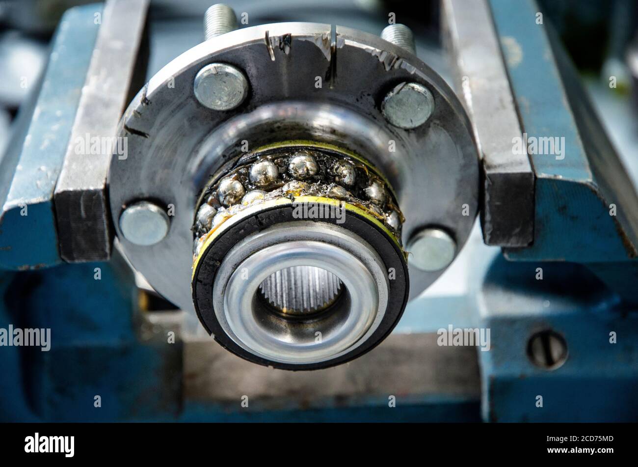 Hub bearings hi-res stock photography and images - Alamy