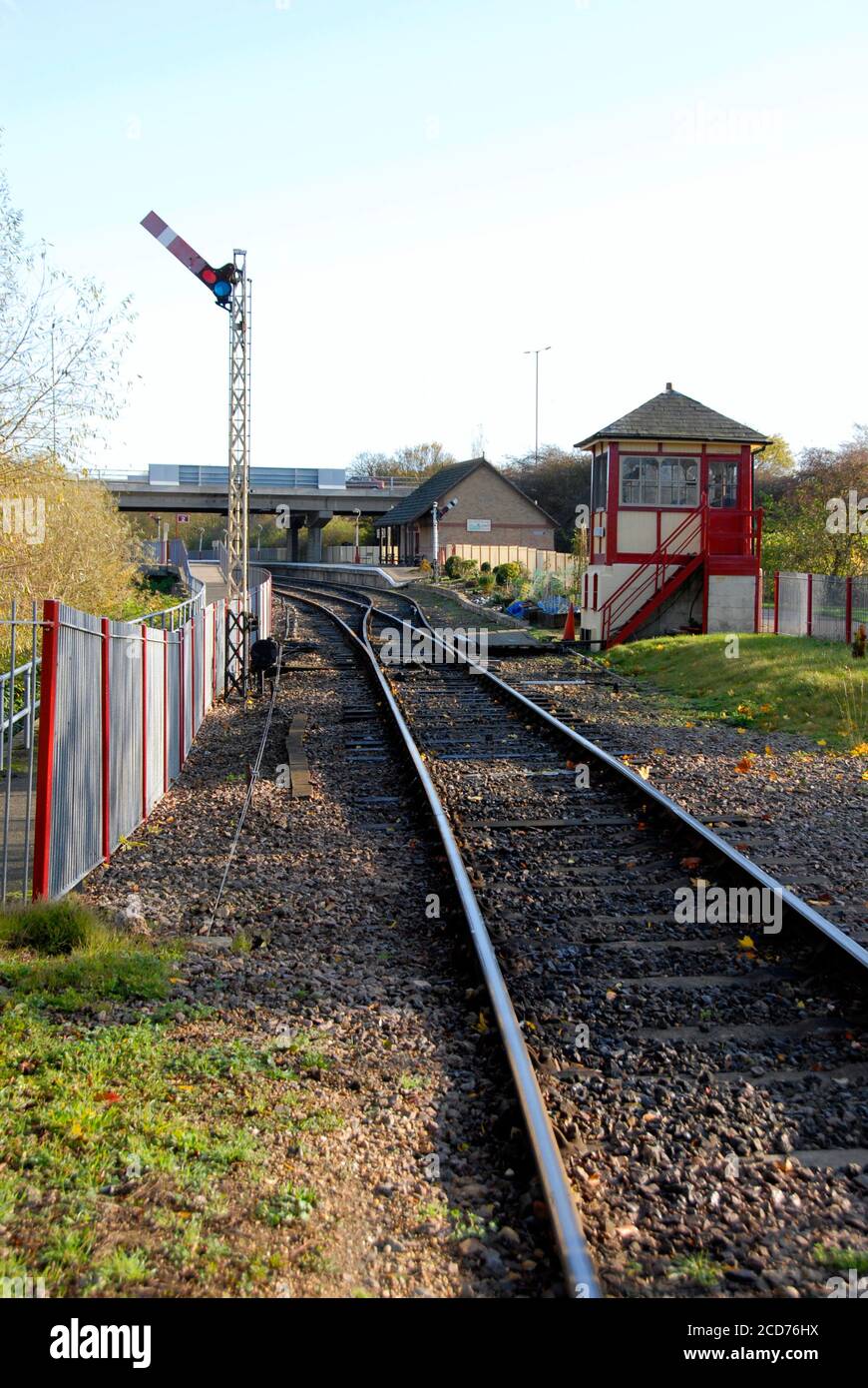 Single track railway line bridge hi-res stock photography and images ...