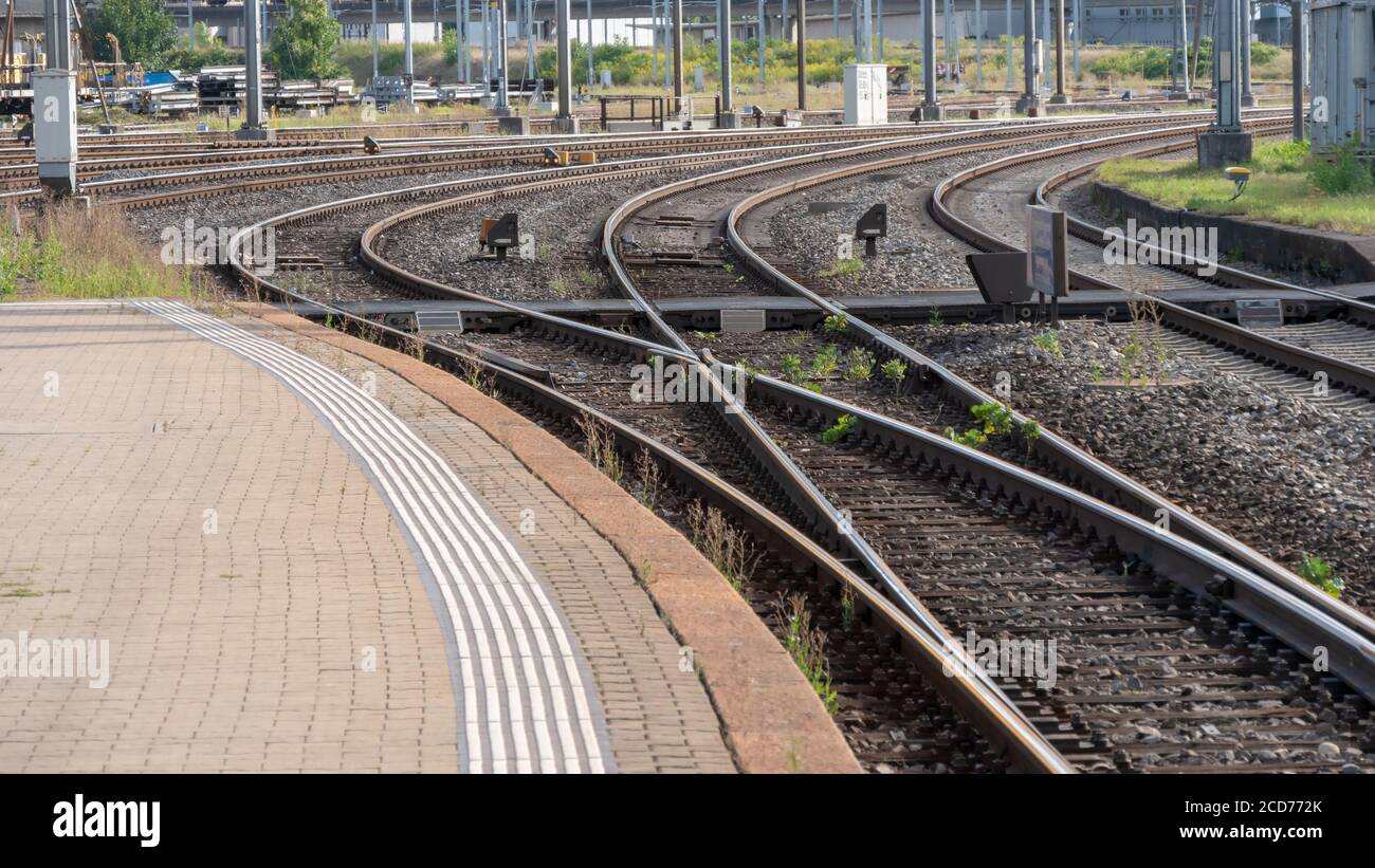 Line switches hi-res stock photography and images - Alamy