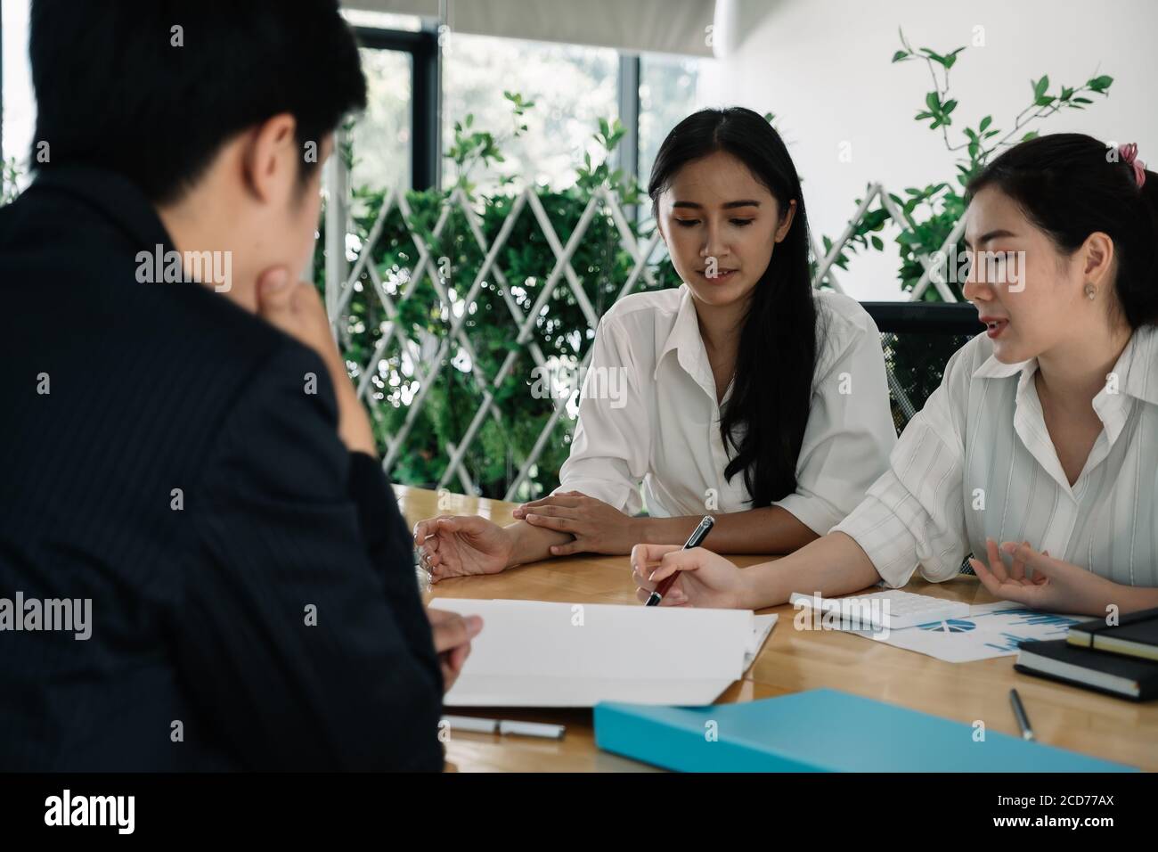 Asian Business People Meeting Conference Discussion Corporate Concept ...