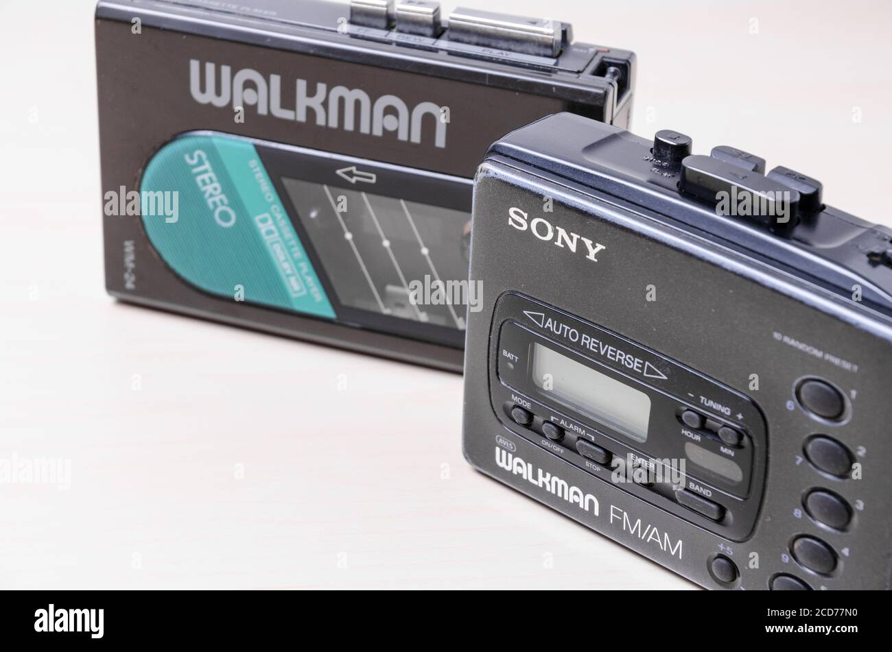 Sony walkman 80s hi-res stock photography and images - Alamy
