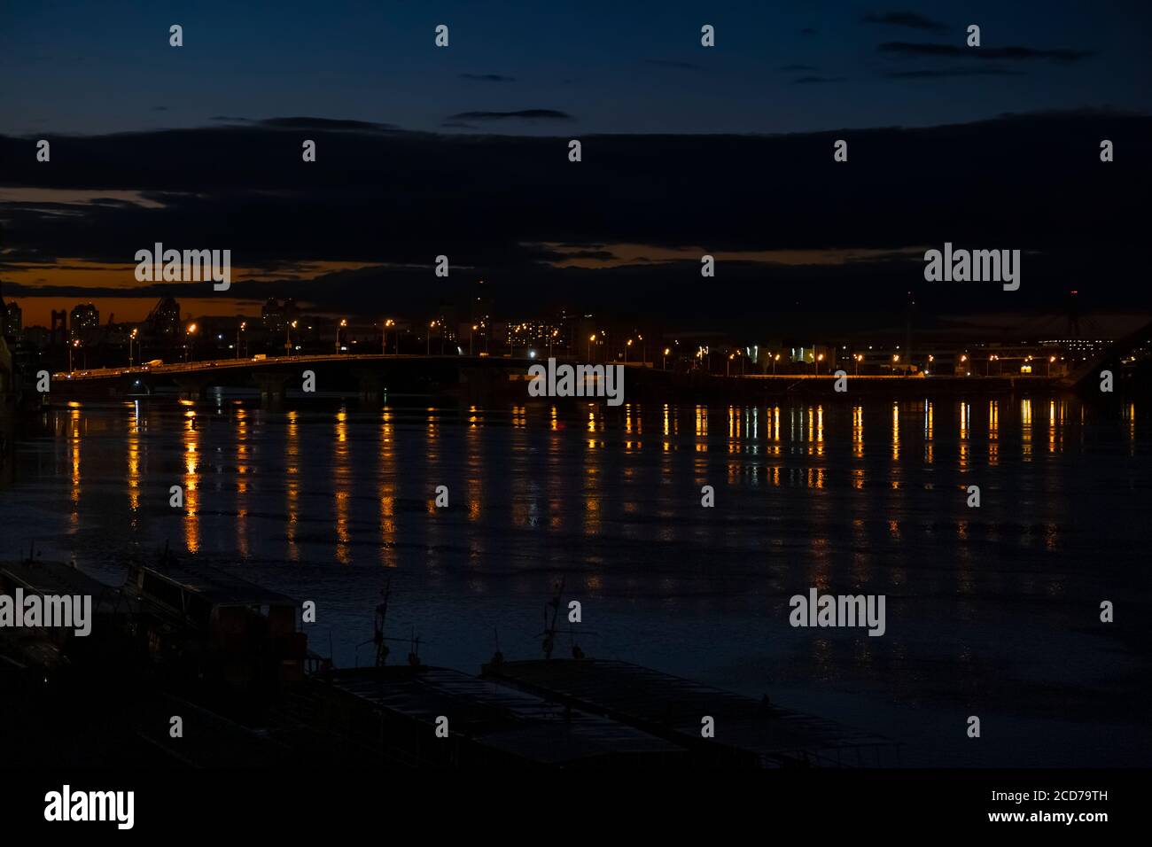 Panorama river reflection lights hi-res stock photography and images ...