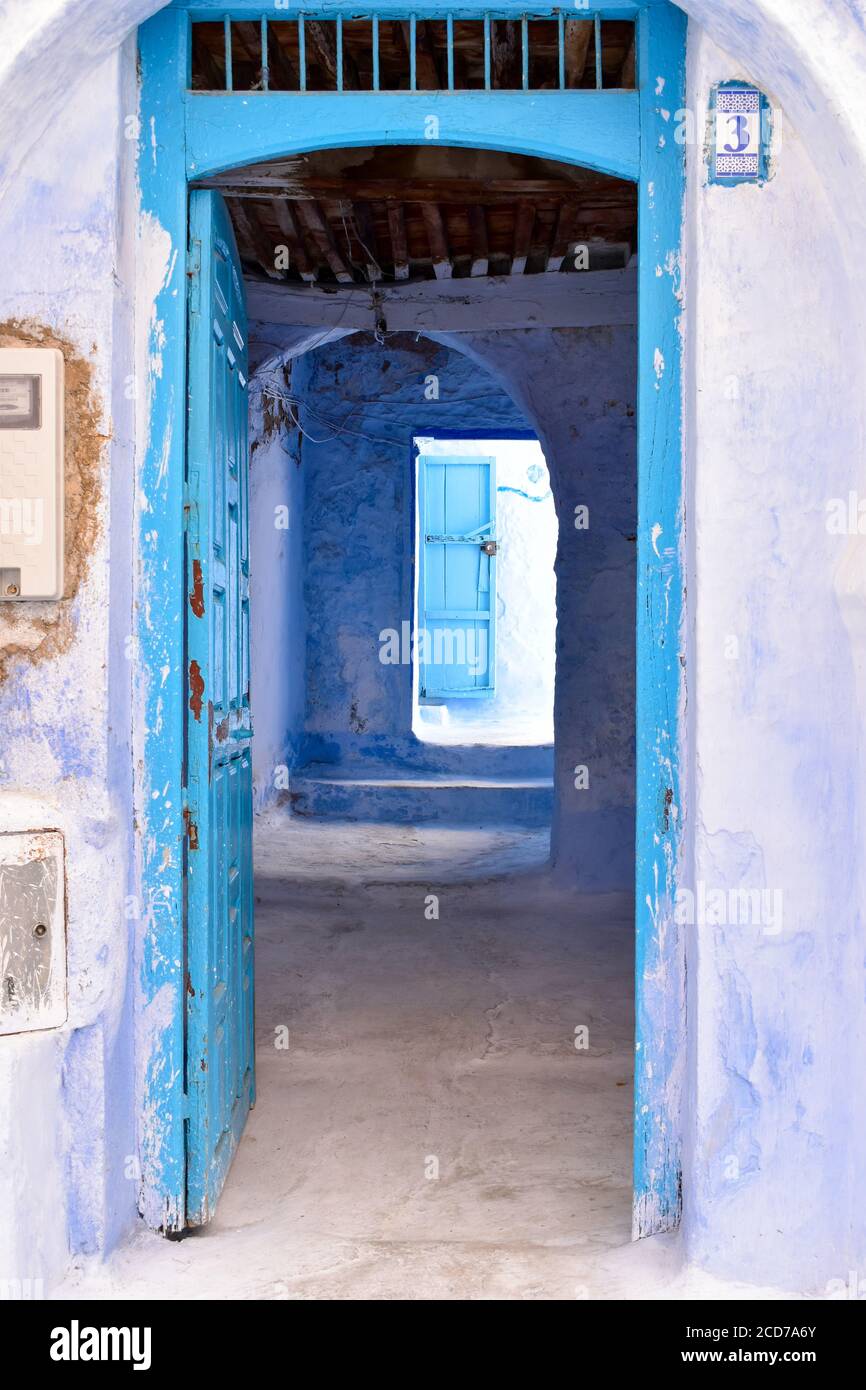 Chefchaouen doors hi-res stock photography and images - Alamy