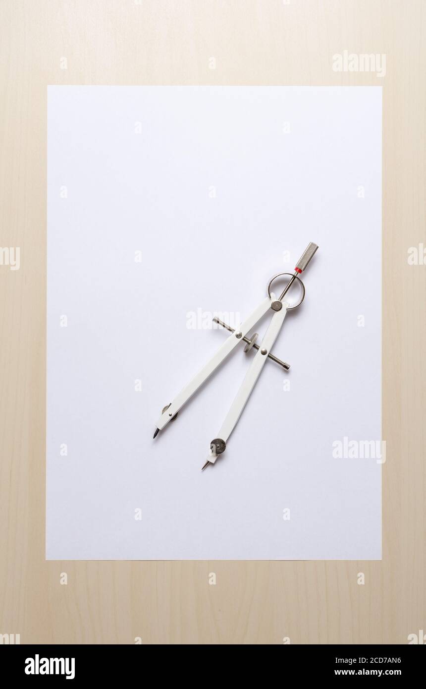 Mechanical compass hi-res stock photography and images - Alamy