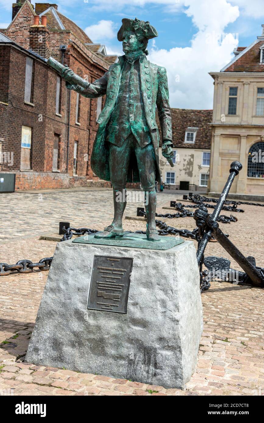 Statue of captain vancouver norfolk sea captain and explorer hi-res ...