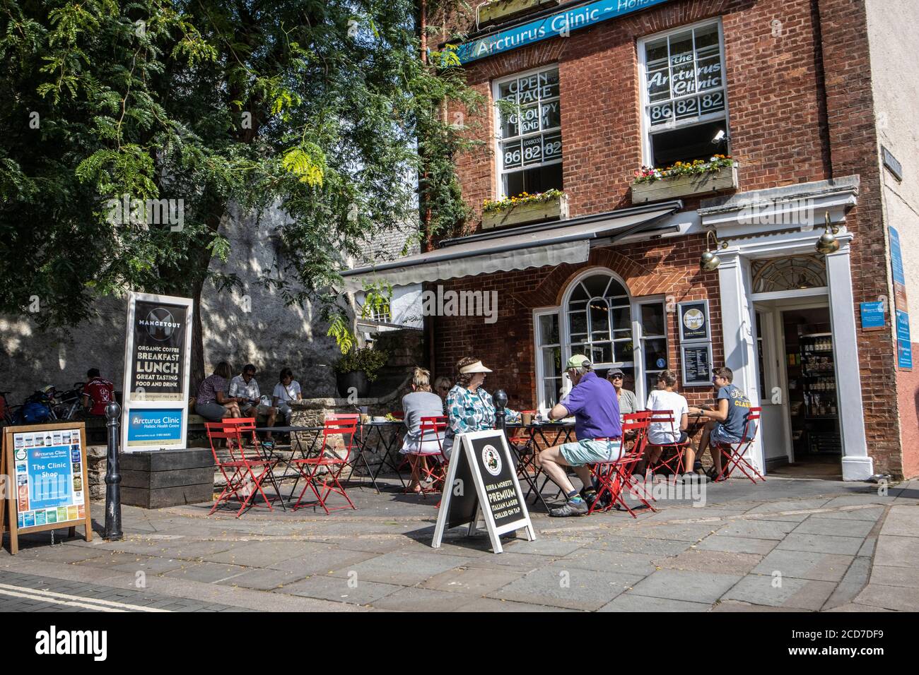 The totnes pound hi-res stock photography and images - Alamy