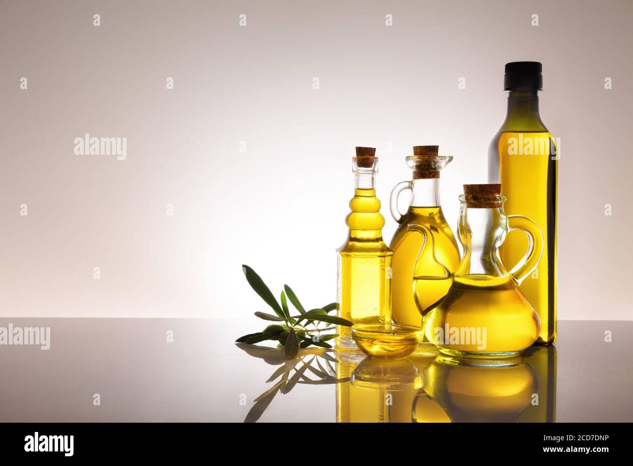 Full bottles hi-res stock photography and images - Alamy