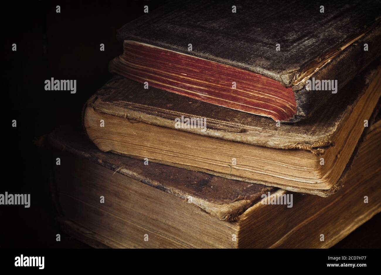 Tattered books hi-res stock photography and images - Alamy