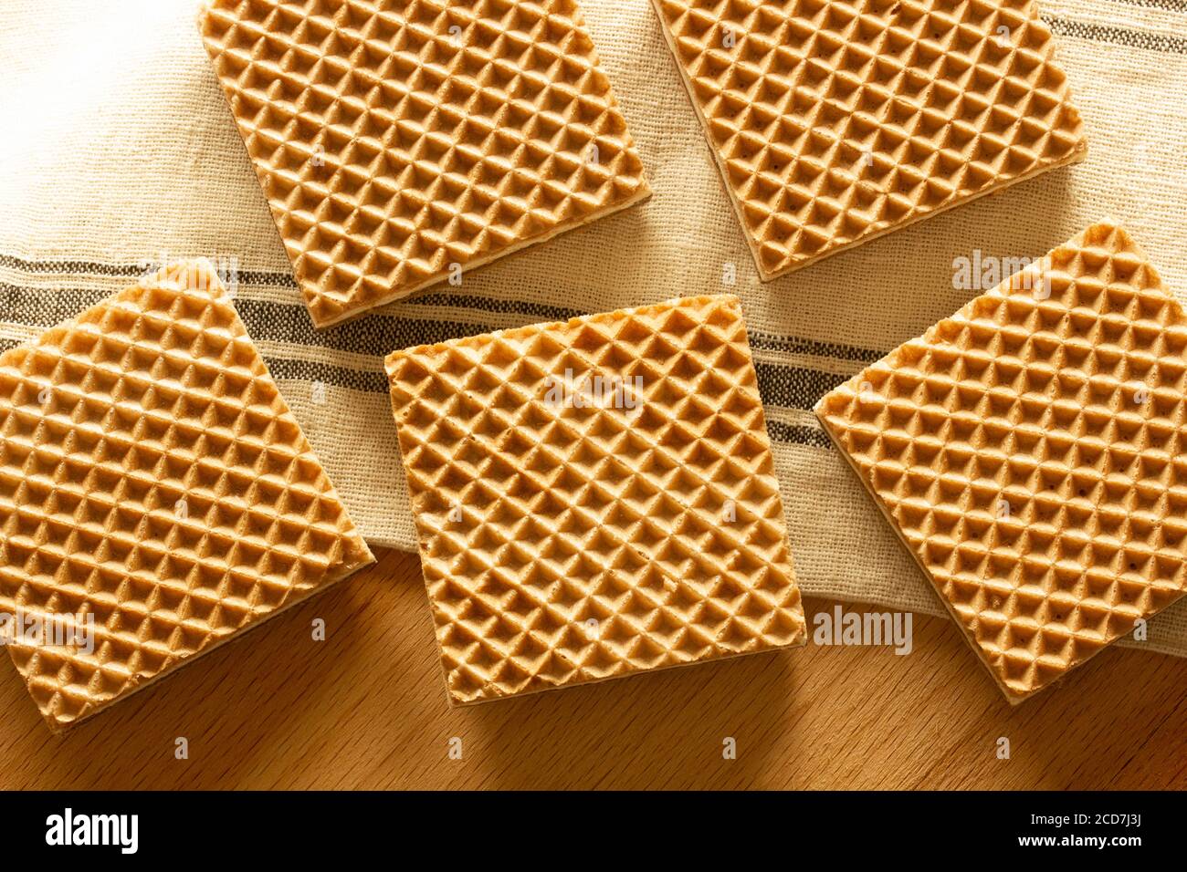 Crispy wafers with chocolate and hazelnut cream Stock Photo - Alamy