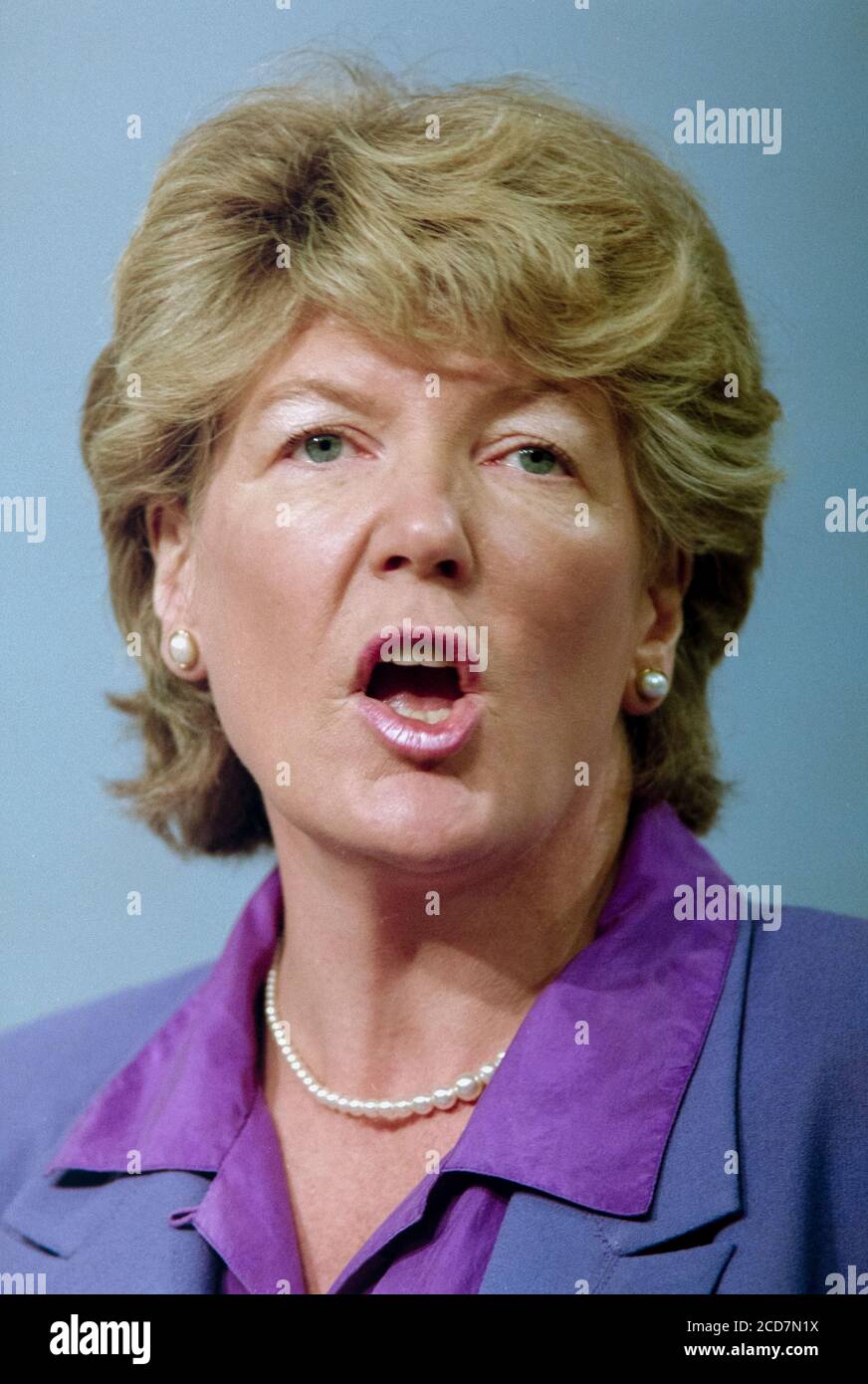 Front bench mp hi-res stock photography and images - Alamy