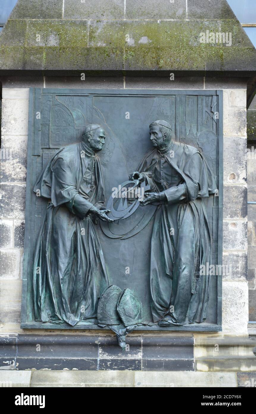 Sculpture of Pope John Paul II at a facade of the Dome in Cologne ...