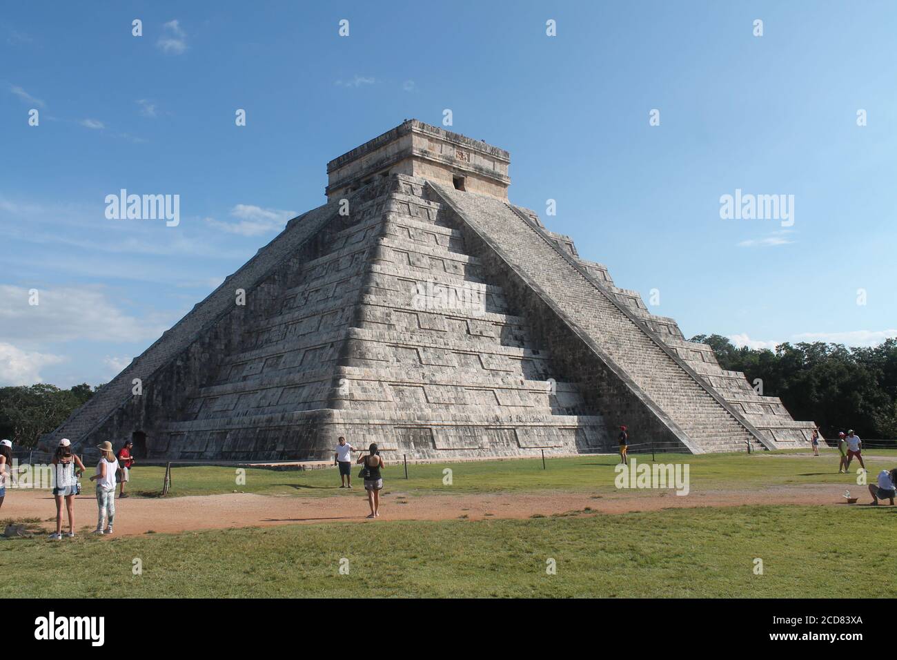 Cancun piramide maya hi-res stock photography and images - Alamy
