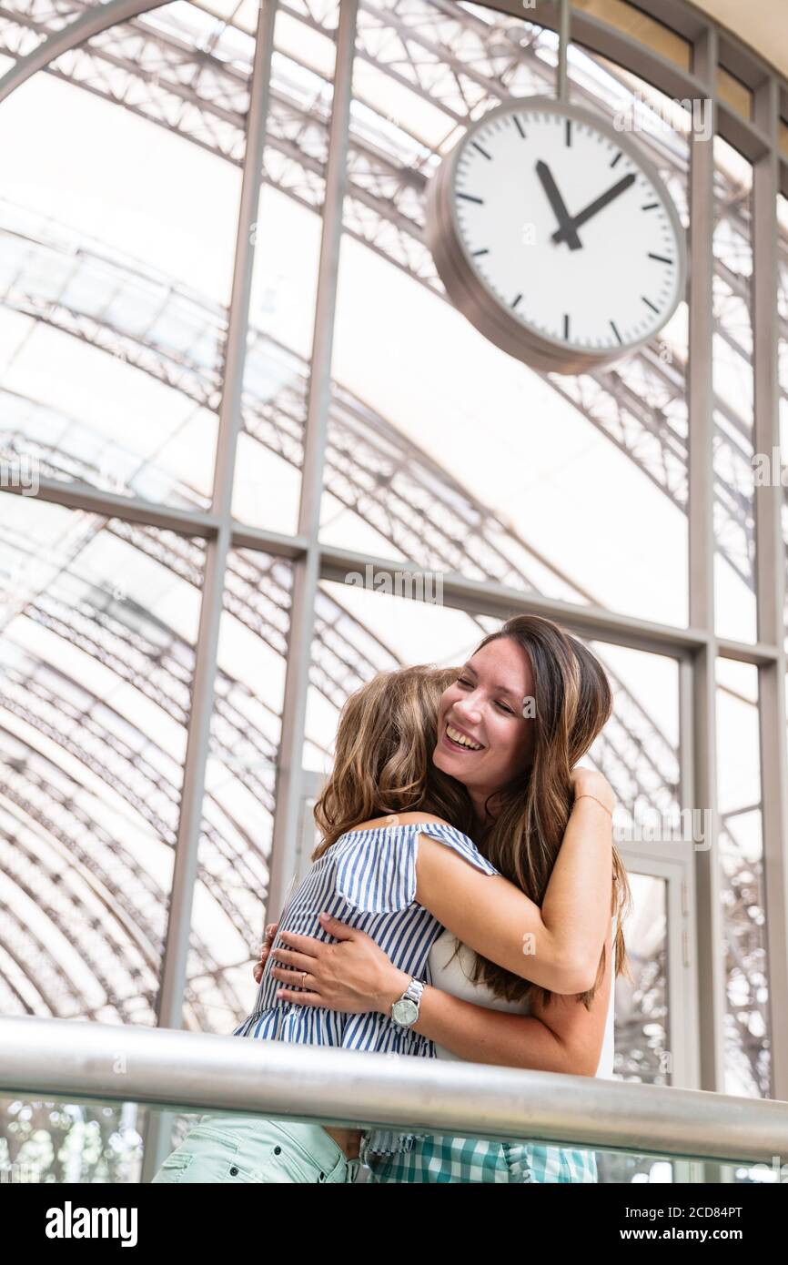 Waiting Under Clock High Resolution Stock Photography and Images - Alamy