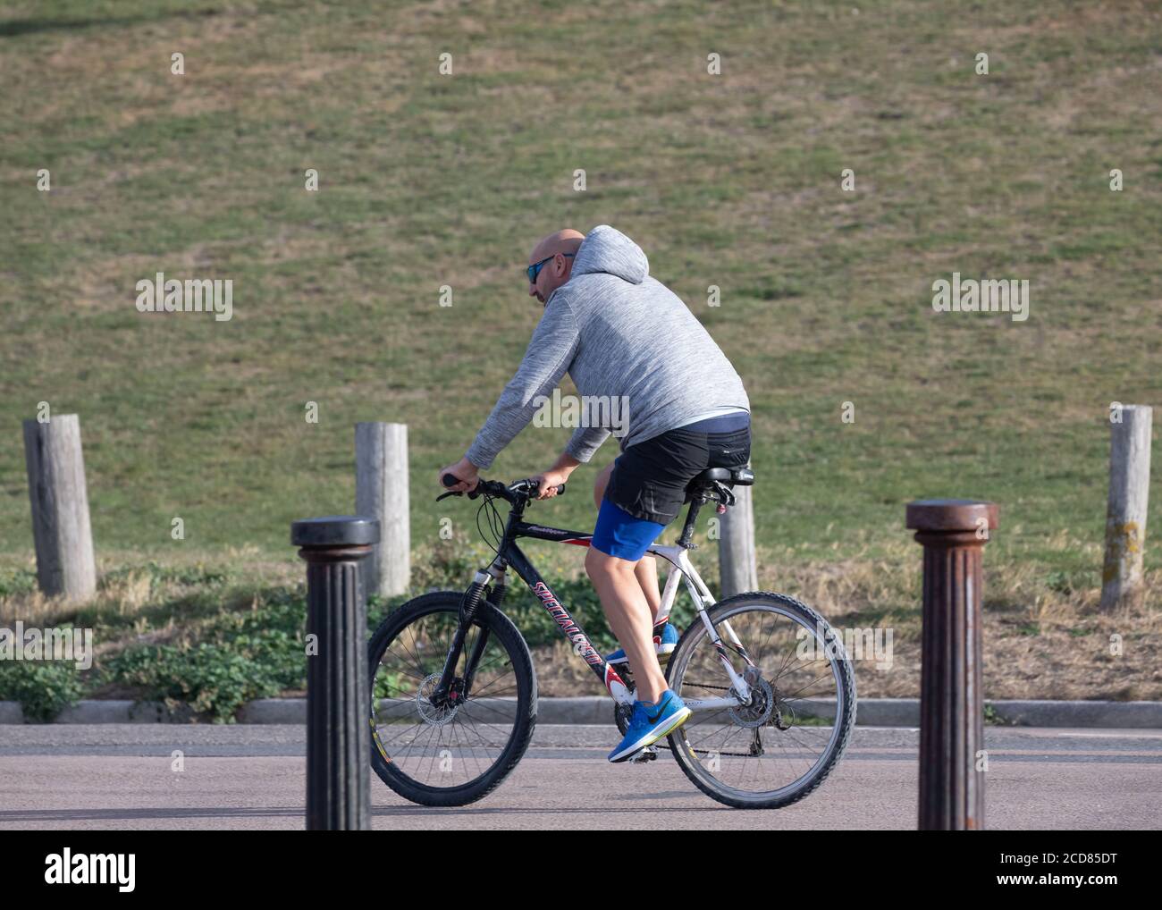 Brighton bike hire hi-res stock photography and images - Alamy