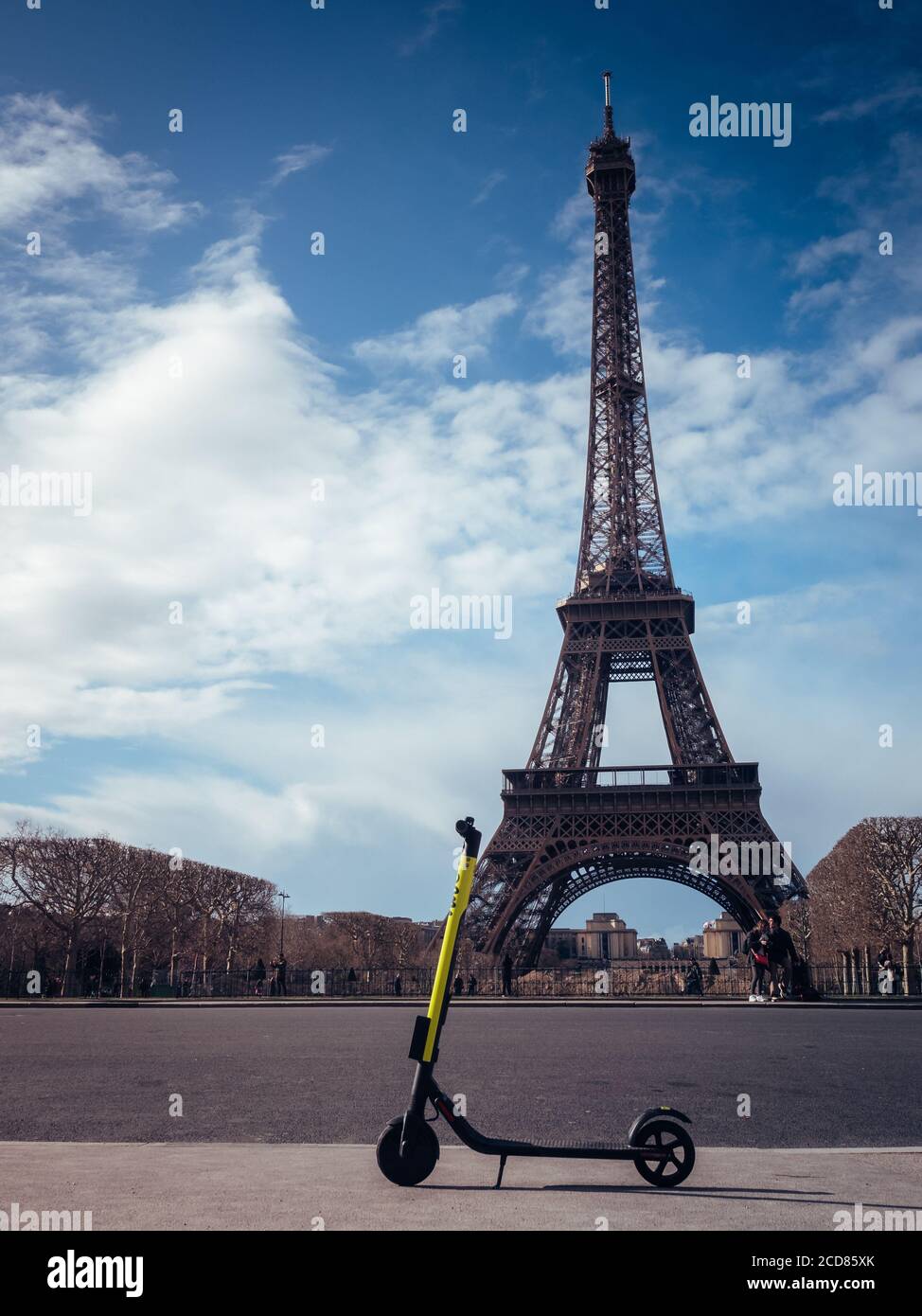 Vertical shot of Eiffel Tower, Paris France Stock Photo - Alamy