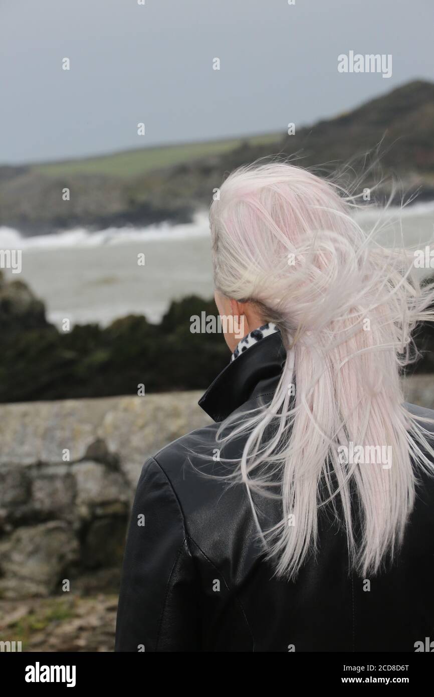 Long flapping hair hi-res stock photography and images - Alamy