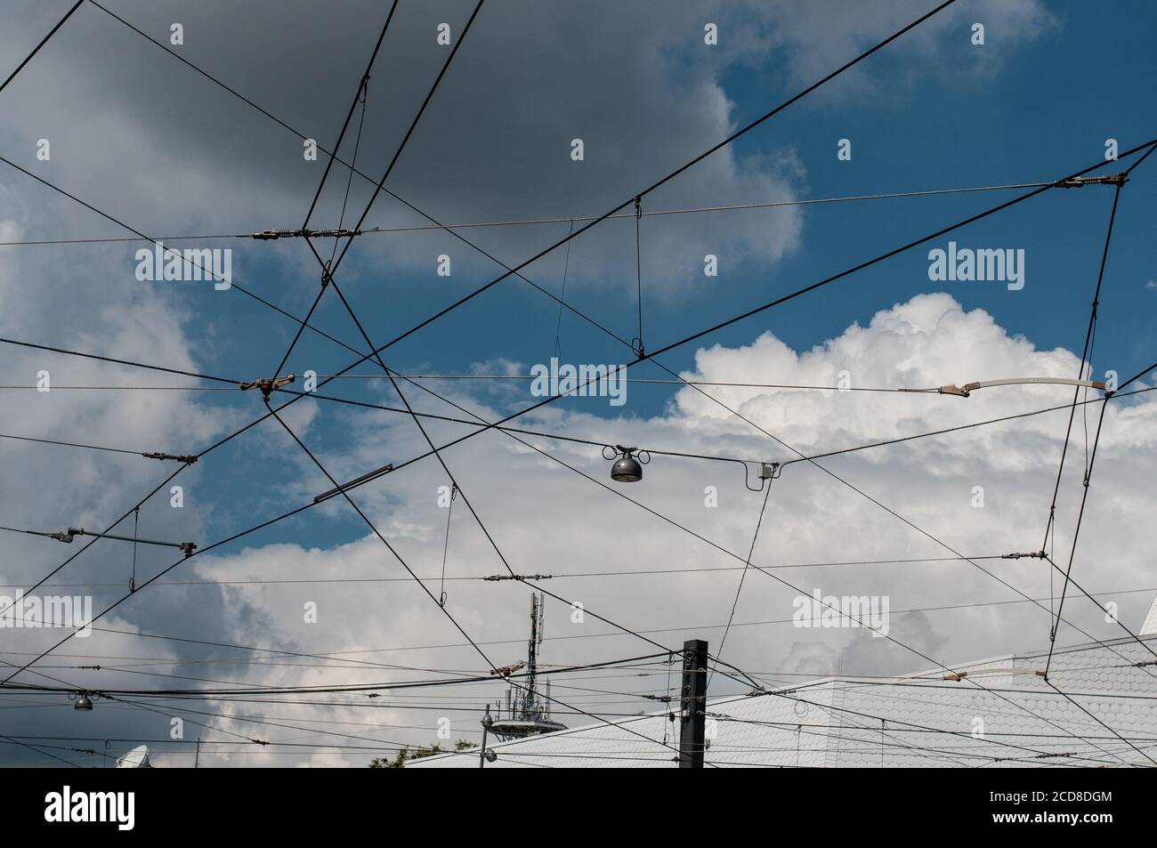 Overhead streetcar lines hi-res stock photography and images - Alamy