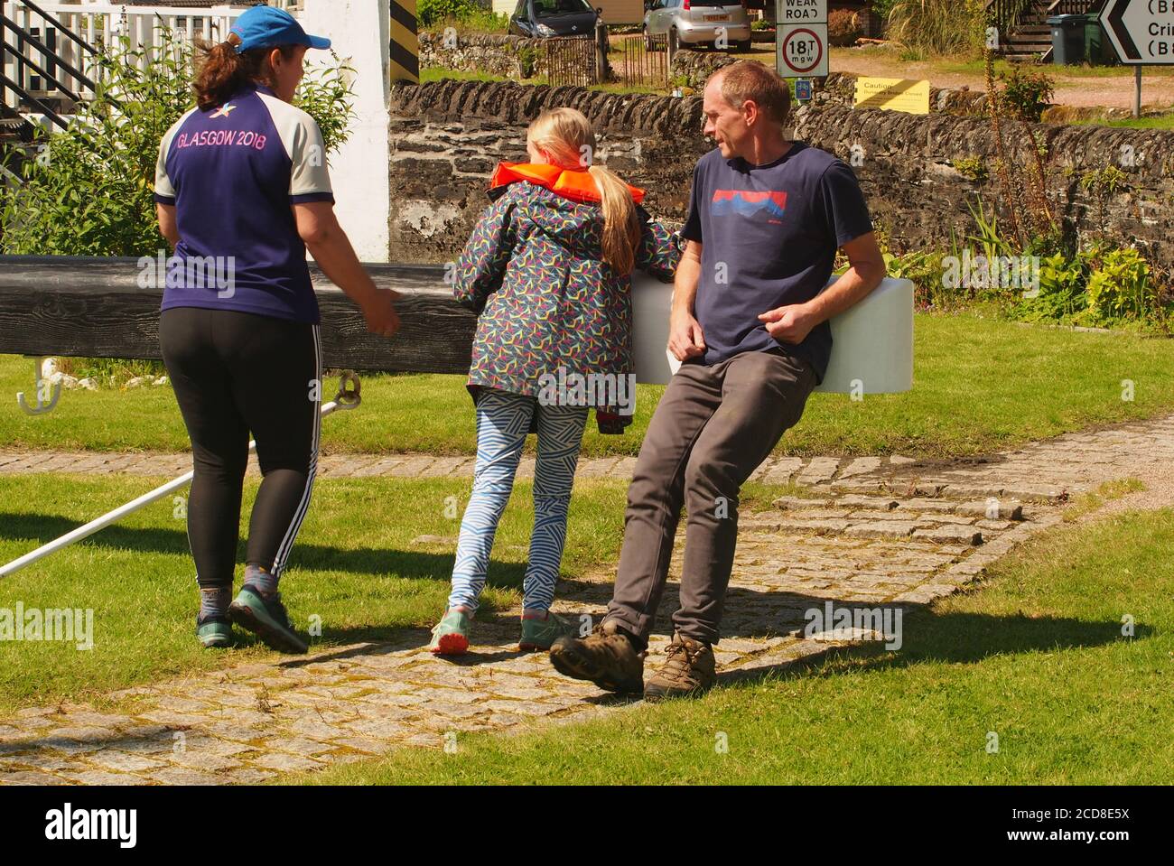 Man pushing on a canal lock gate beam hi-res stock photography and ...