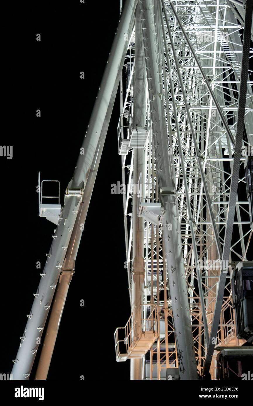 Night time image of the Worthing Observation Wheel on Worthing seafront ...